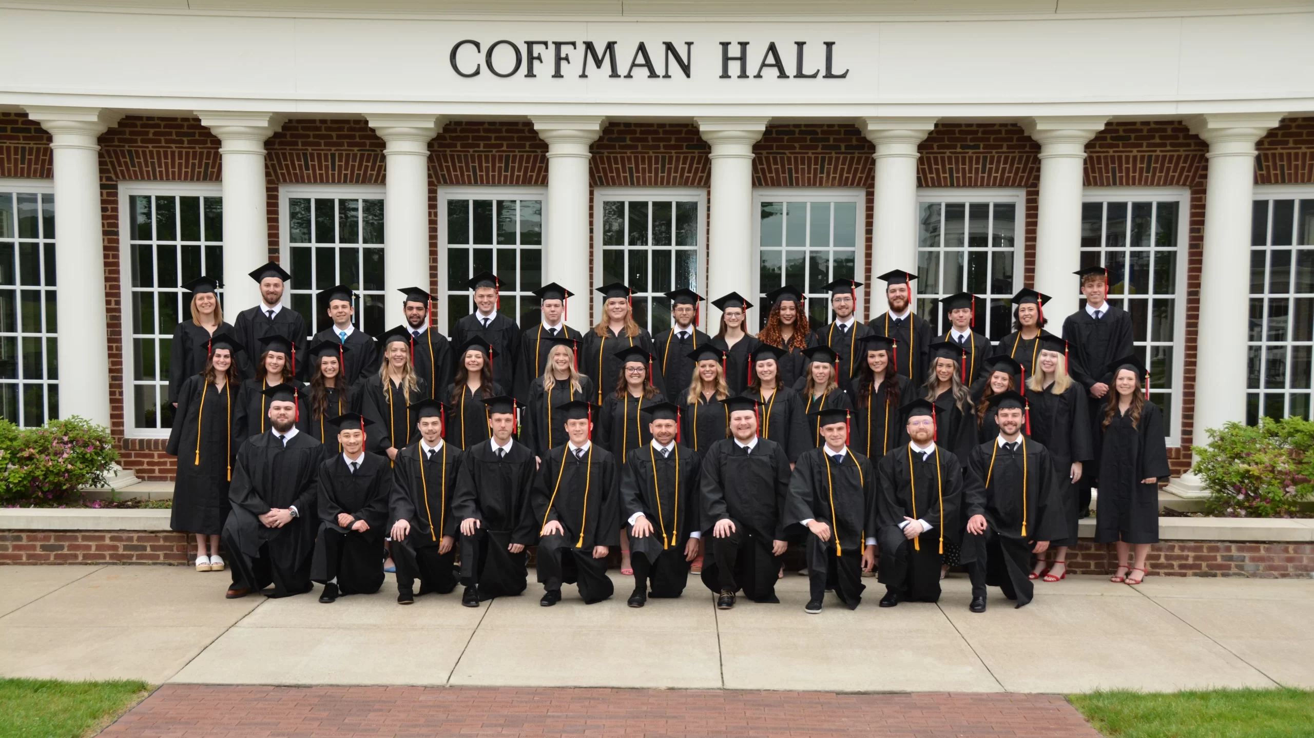 Welch College Graduates 44 in Commencement Exercises | Welch College